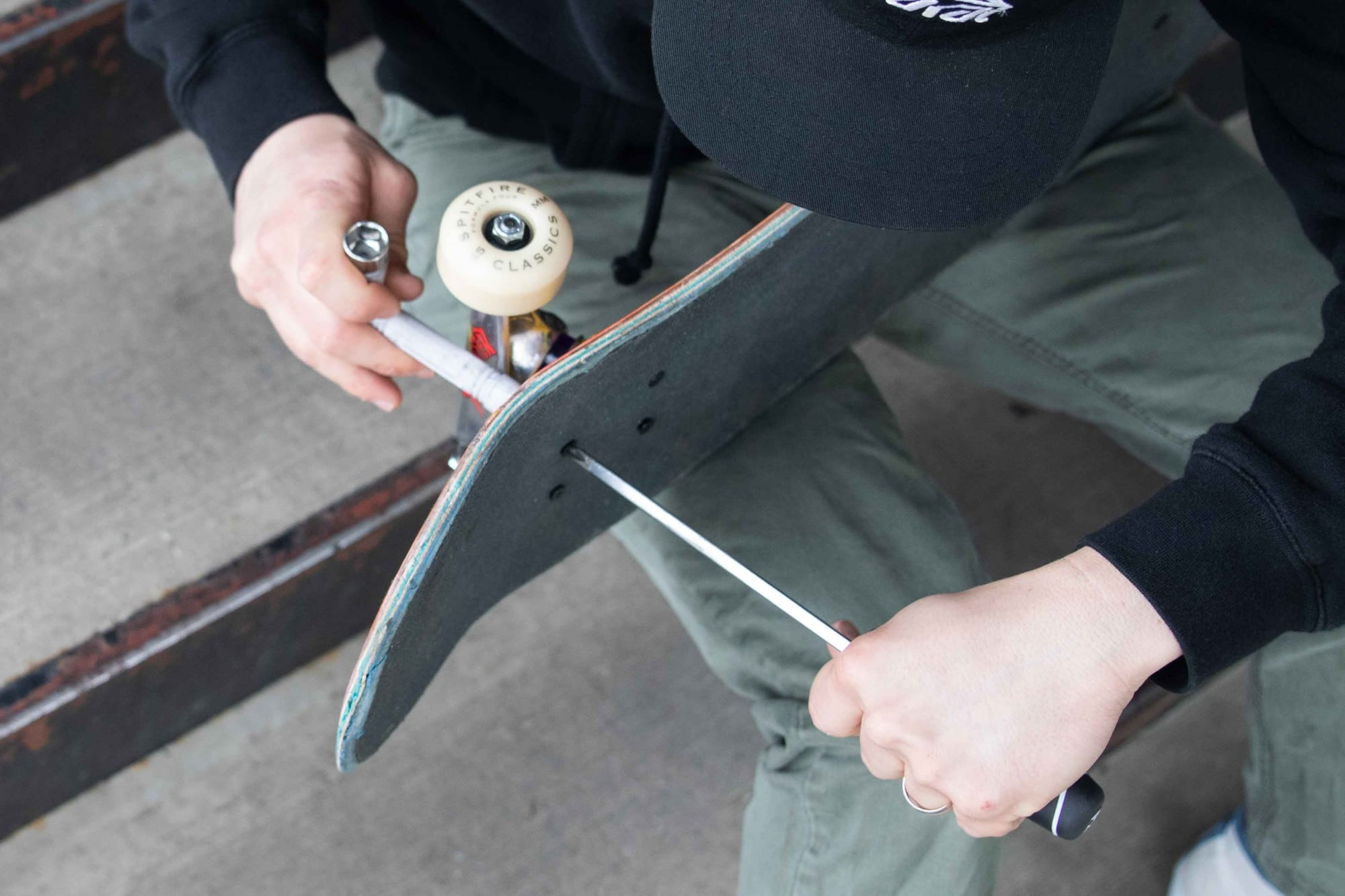 How to choose screws/bolts for a skateboard: focus on size